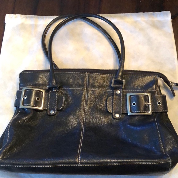Naturalizer | Bags | Naturalizer Pebbled Leather Lined Shoulder Bag ...